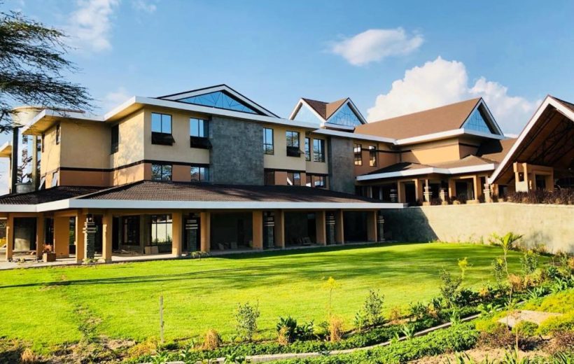 LAKE NAIVASHA RESORT - Bountiful Safaris