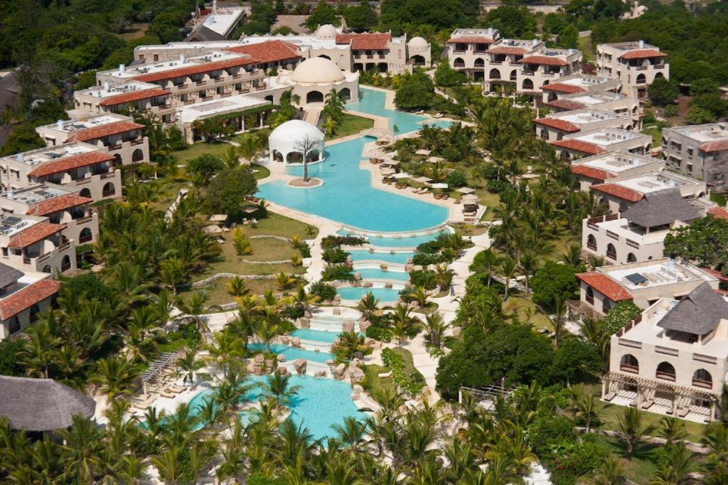 Swahili Beach Resort - Bountiful Safaris